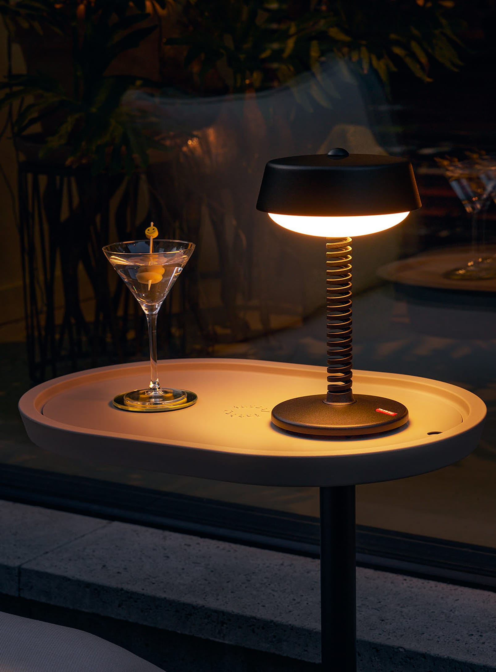 Bellboy: Aluminum table lamp - Fatboy – Nüspace